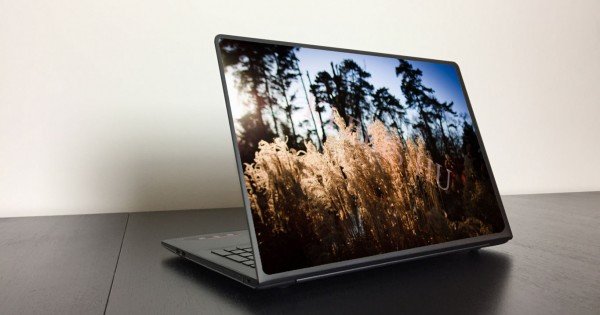 Növény laptop matrica, dekorál, véd, egyedivé tesz.